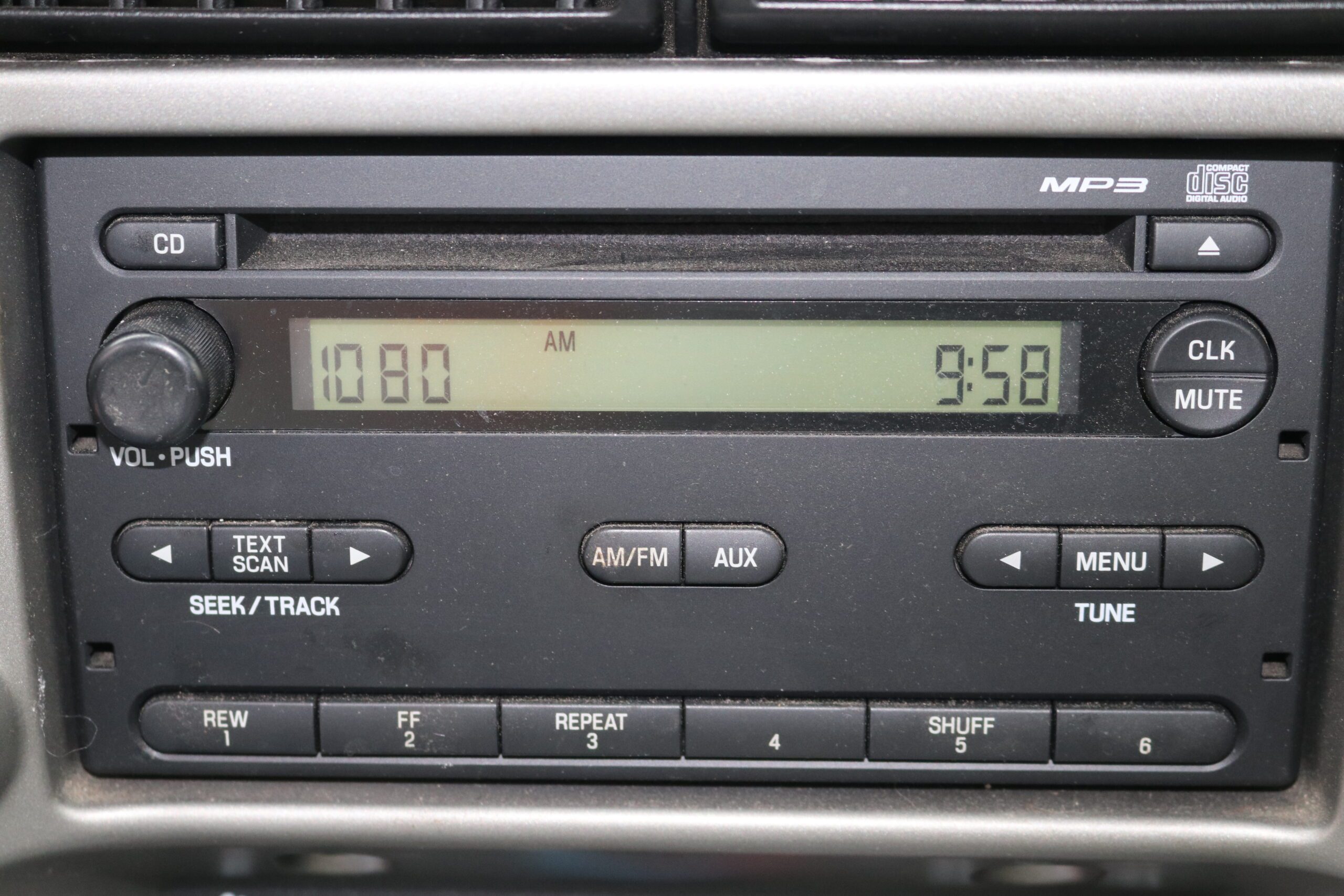 RIDE-CT: Anyone Care That Ford Is Dropping AM Radios From New Models?
