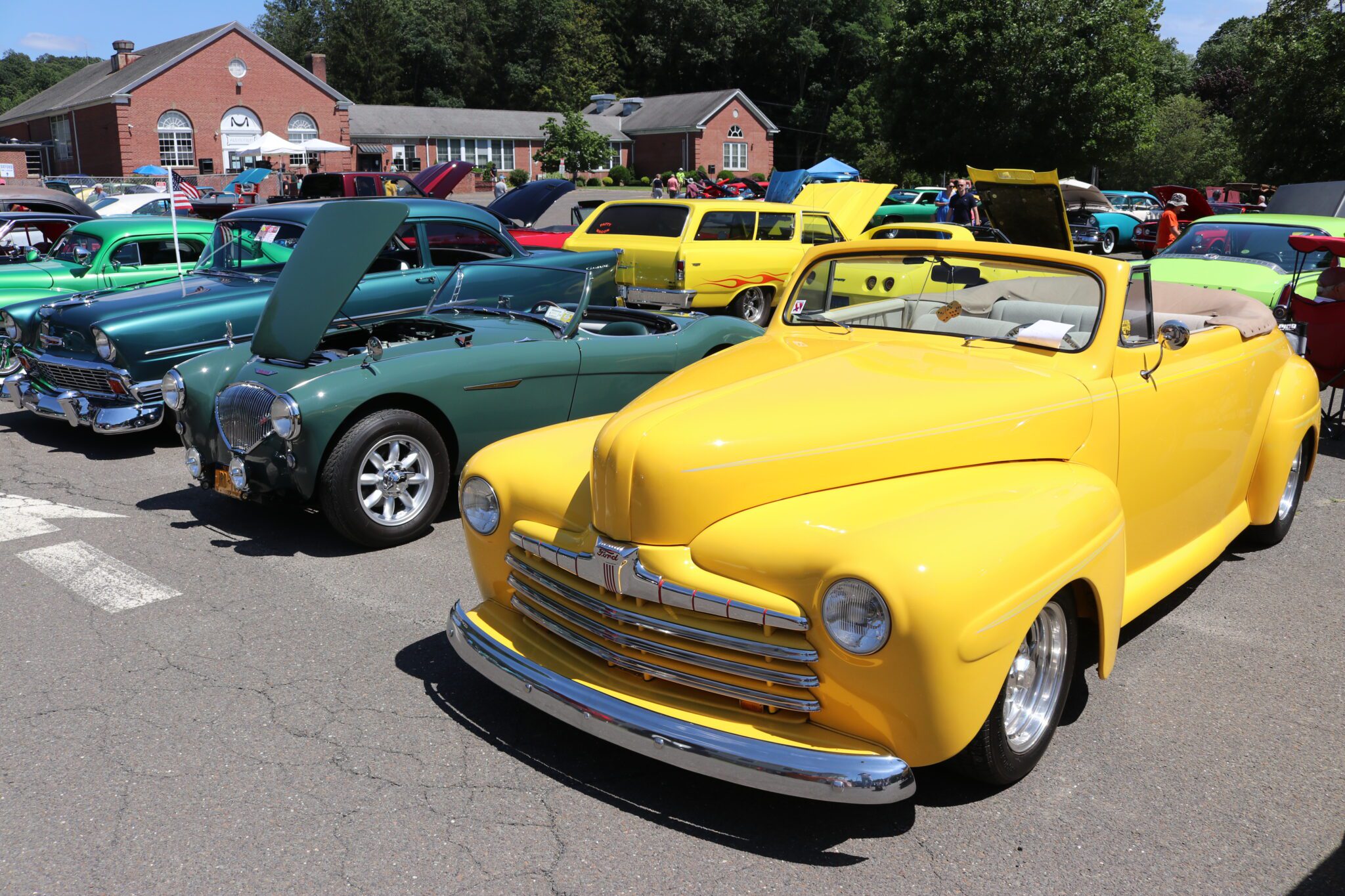 Overflow Crowd At Oxford Center Volunteer Fire Company Car Show (with ...