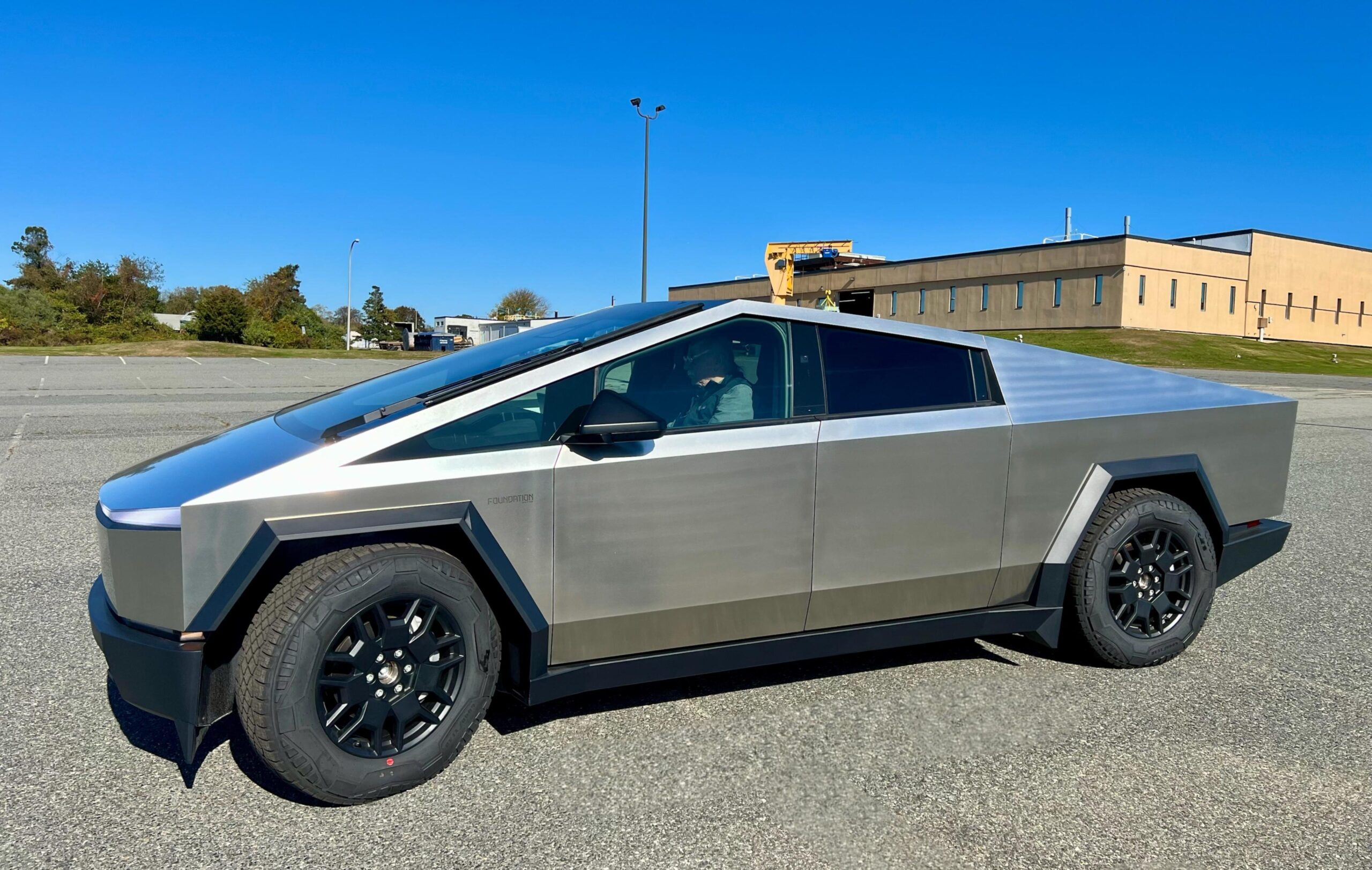 Newport Car Museum Staging Cyberbeast Makeover Contest